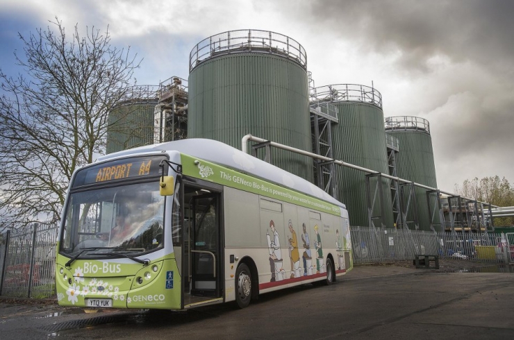 Un bus écolo roulant au "caca", l'invention de la Capitale verte ...